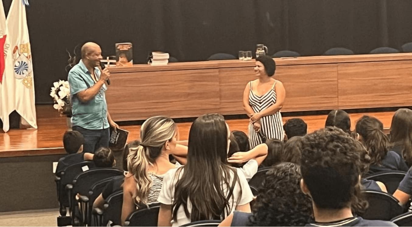 Atitudes antirracistas em debate - Colégio Santa Maria Minas